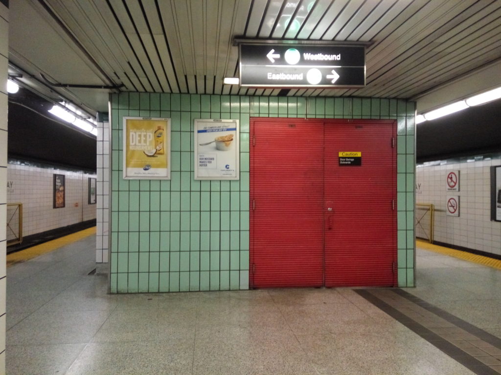 A Peek Into Toronto’s Abandoned Bay Lower Subway Station – Justin Paulin